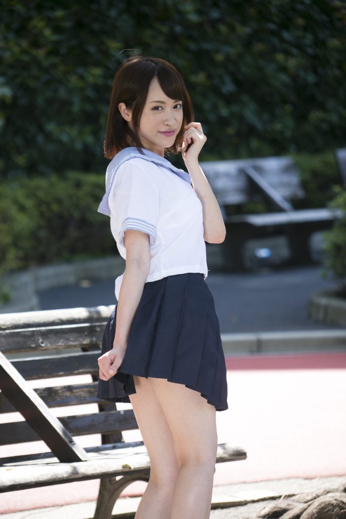 蕾tsubomi vol.35 栗原栞奈 | ピーク・ア・ブー ～原色美少女・清純素材～