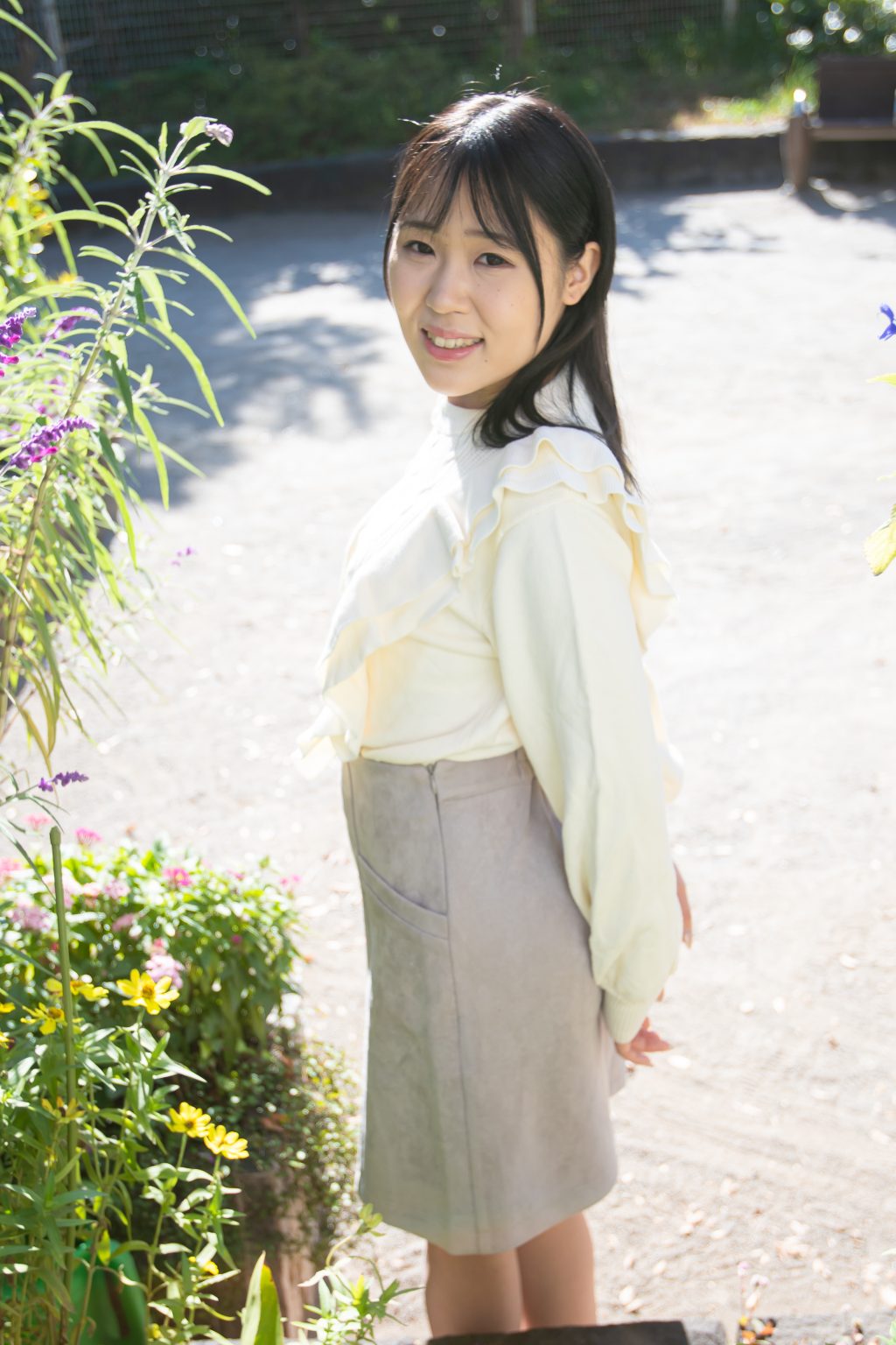 嶋村 紬 2作リリース | ピーク・ア・ブー ～原色美少女・清純素材～